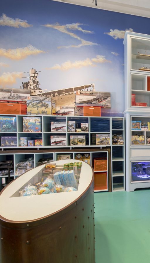 Marinemuseum - Experience the navy on and under the sea
